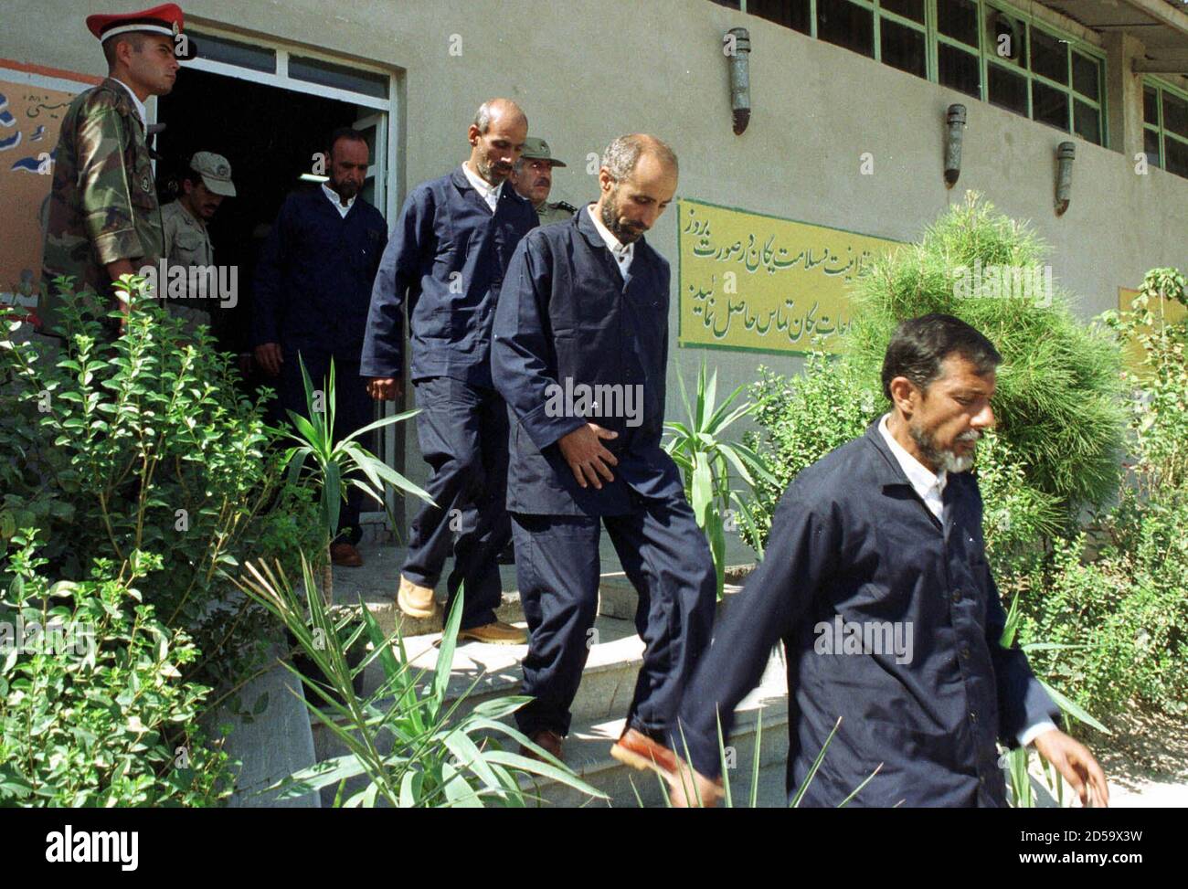 Iraq war pows hi-res stock photography and images - Alamy