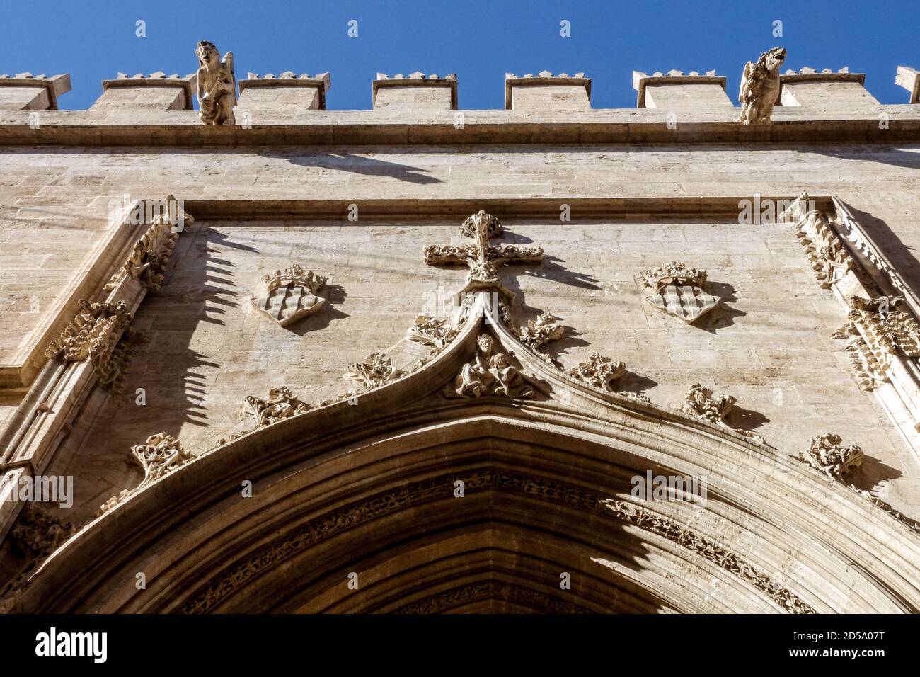 La Lonja Valencia La Lonja de la Seda de Valencia door portal detail ...