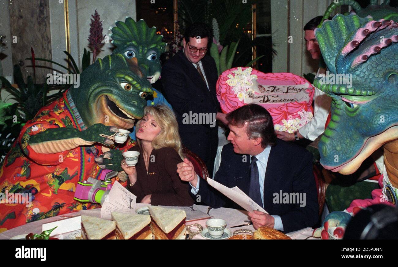 Donald sinclair hotel hi-res stock photography and images - Alamy