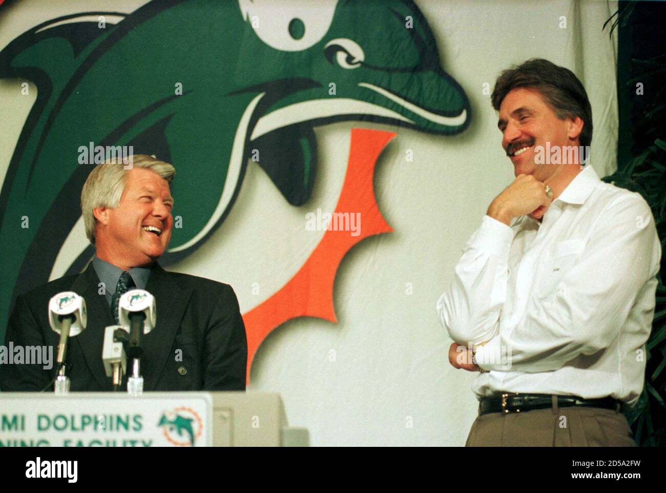 Dave wannstedt hi-res stock photography and images - Alamy