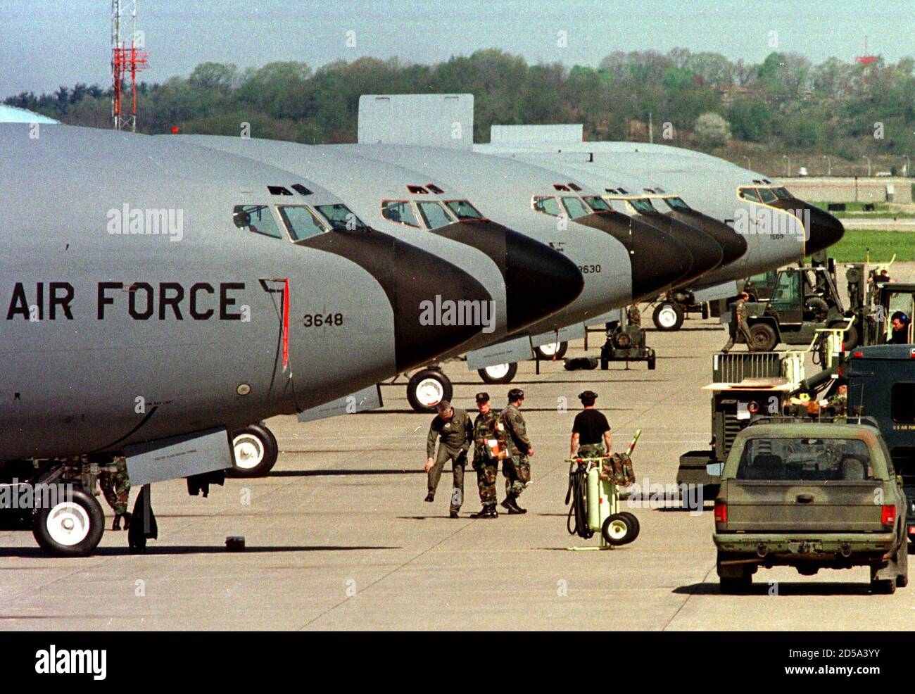 Members 171st air refueling wing hi-res stock photography and images ...
