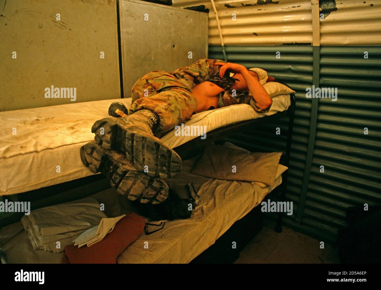 British Army soldier sleeping after gruelling duty in Belize Jungle ...