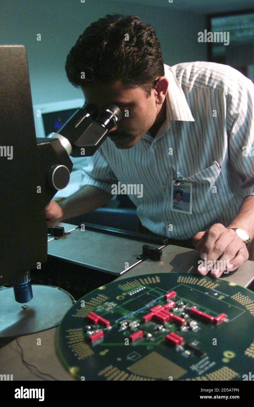 1985 computer hi-res stock photography and images - Alamy