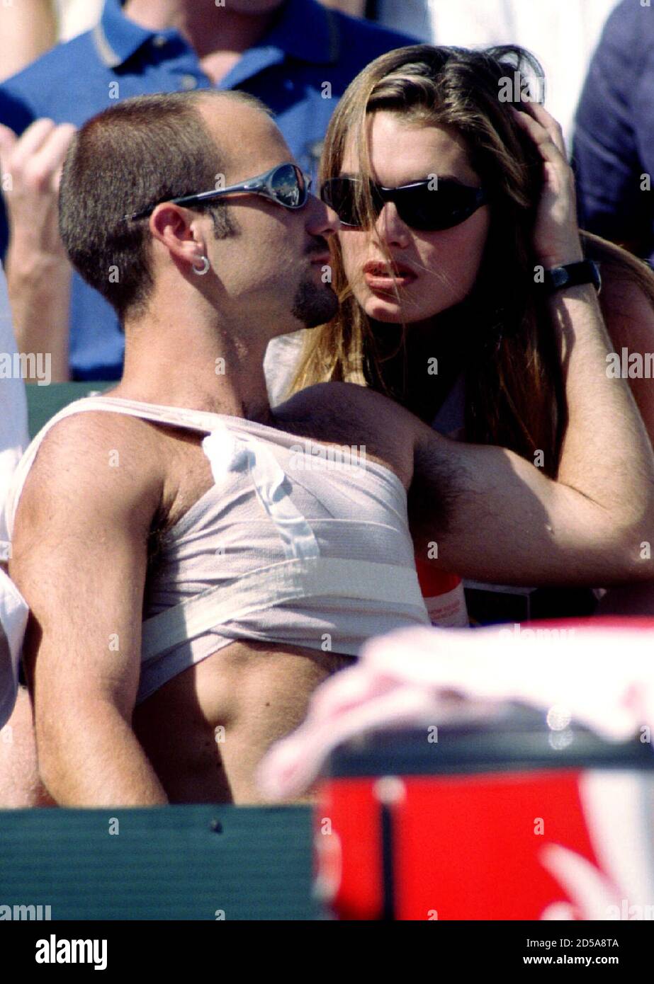 Brooke shields andre agassi hi-res stock photography and images - Alamy