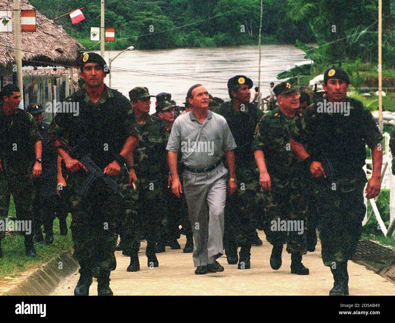 Members peruvian armed forces hi-res stock photography and images - Alamy