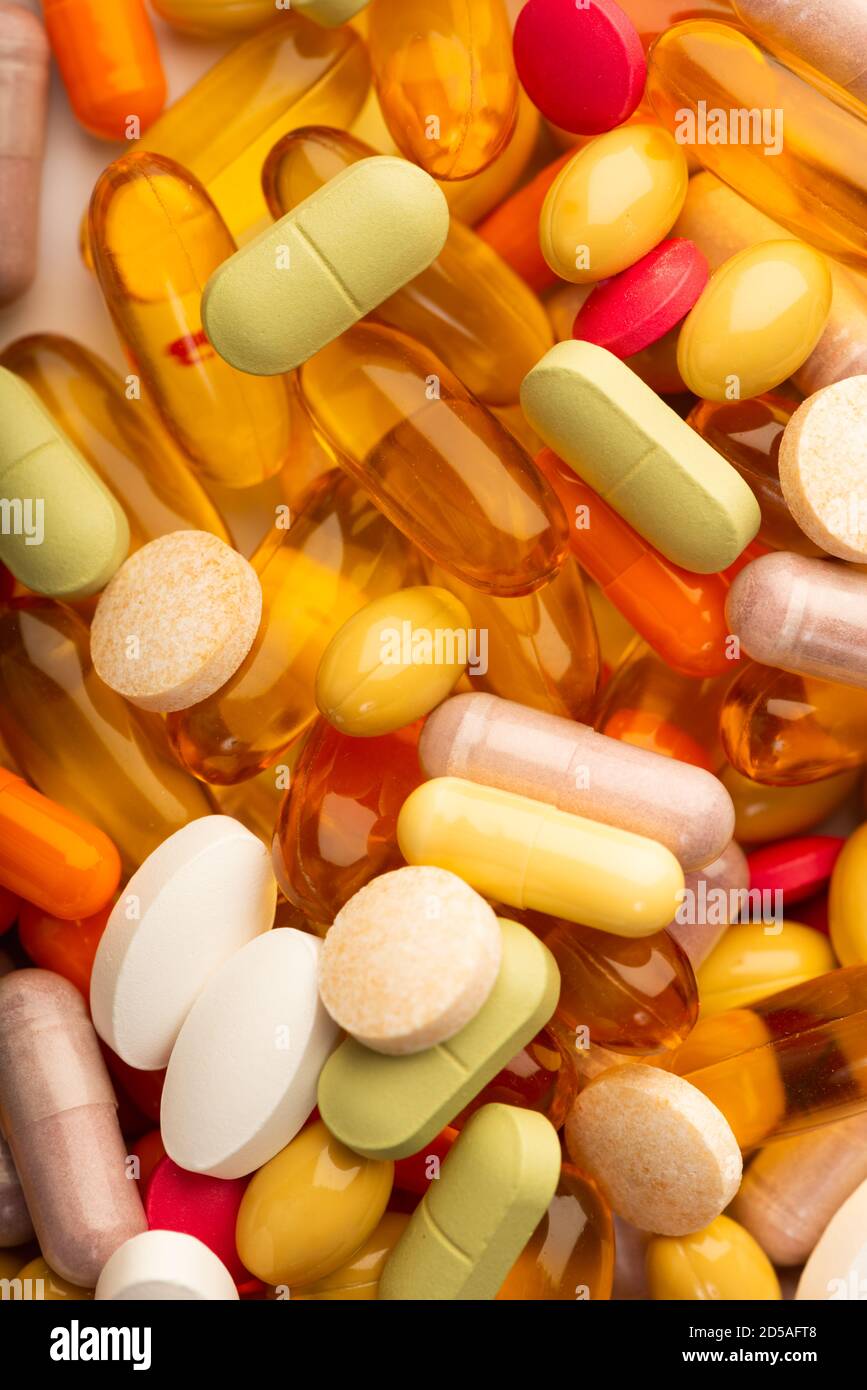 Medicines medical objects set hi-res stock photography and images - Alamy