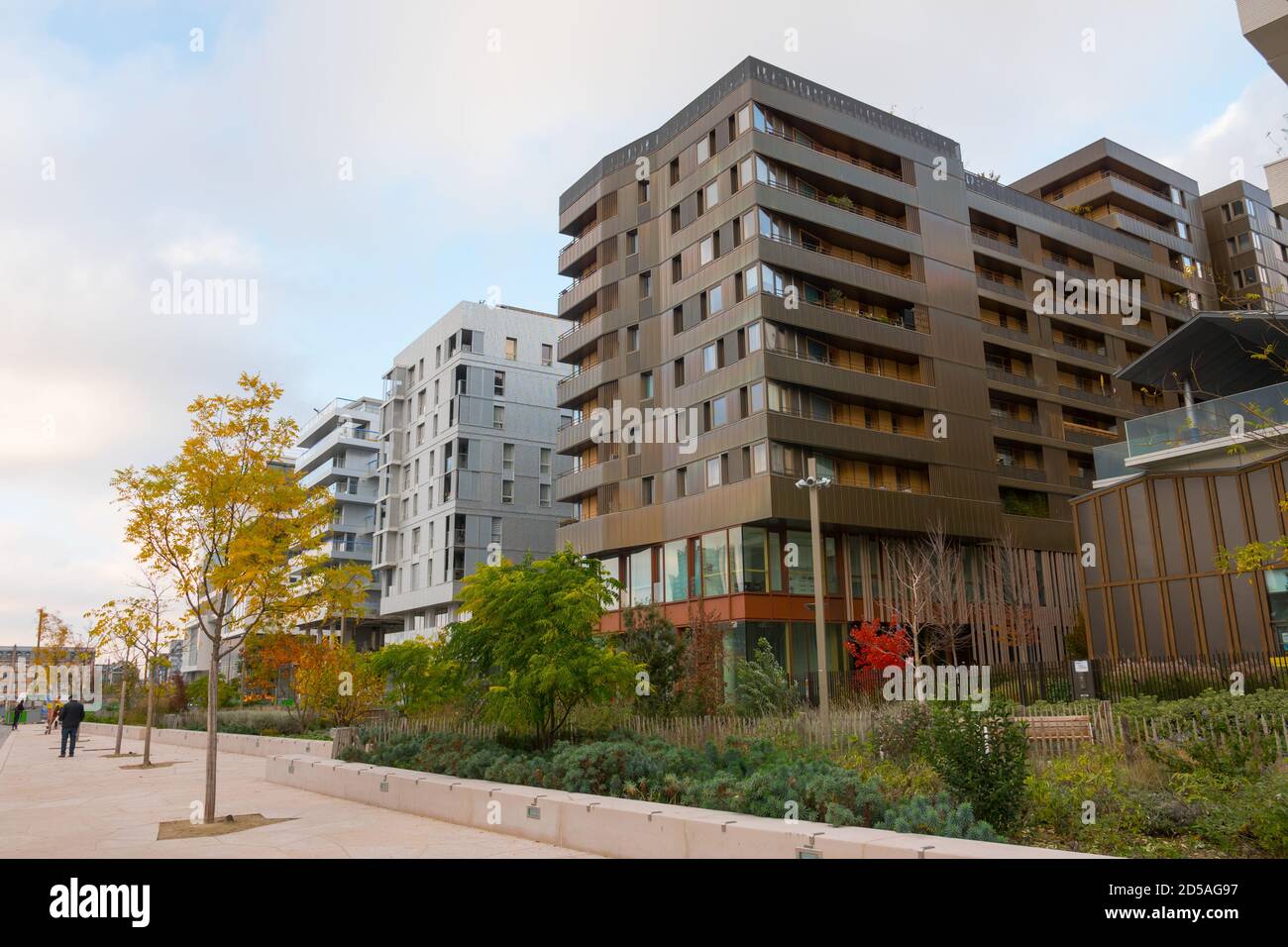 Modern architecture, Paris, France. Beautiful outdoors daylight shot ...
