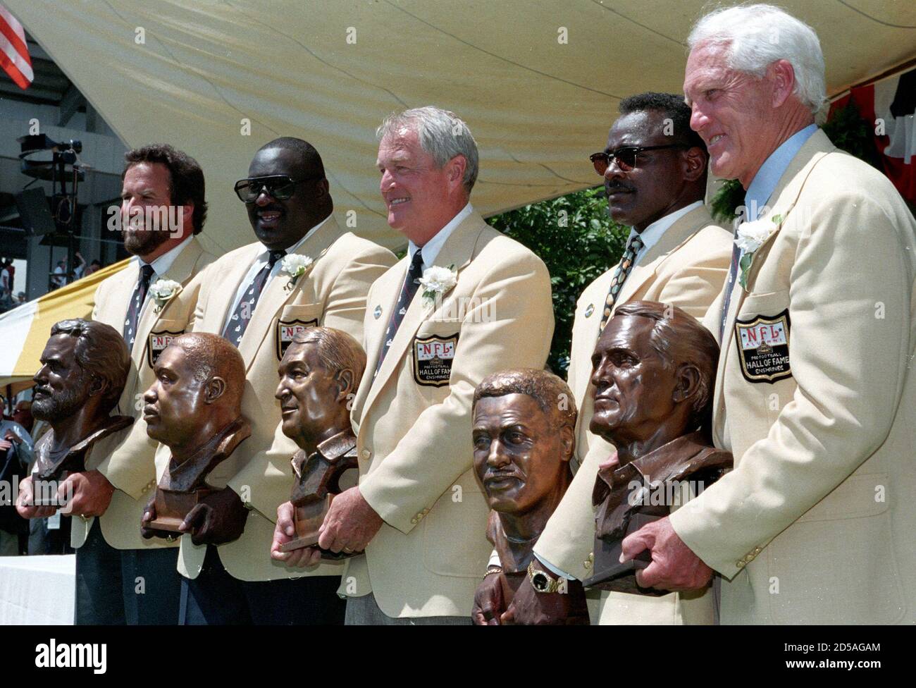 Fouts hi-res stock photography and images - Alamy