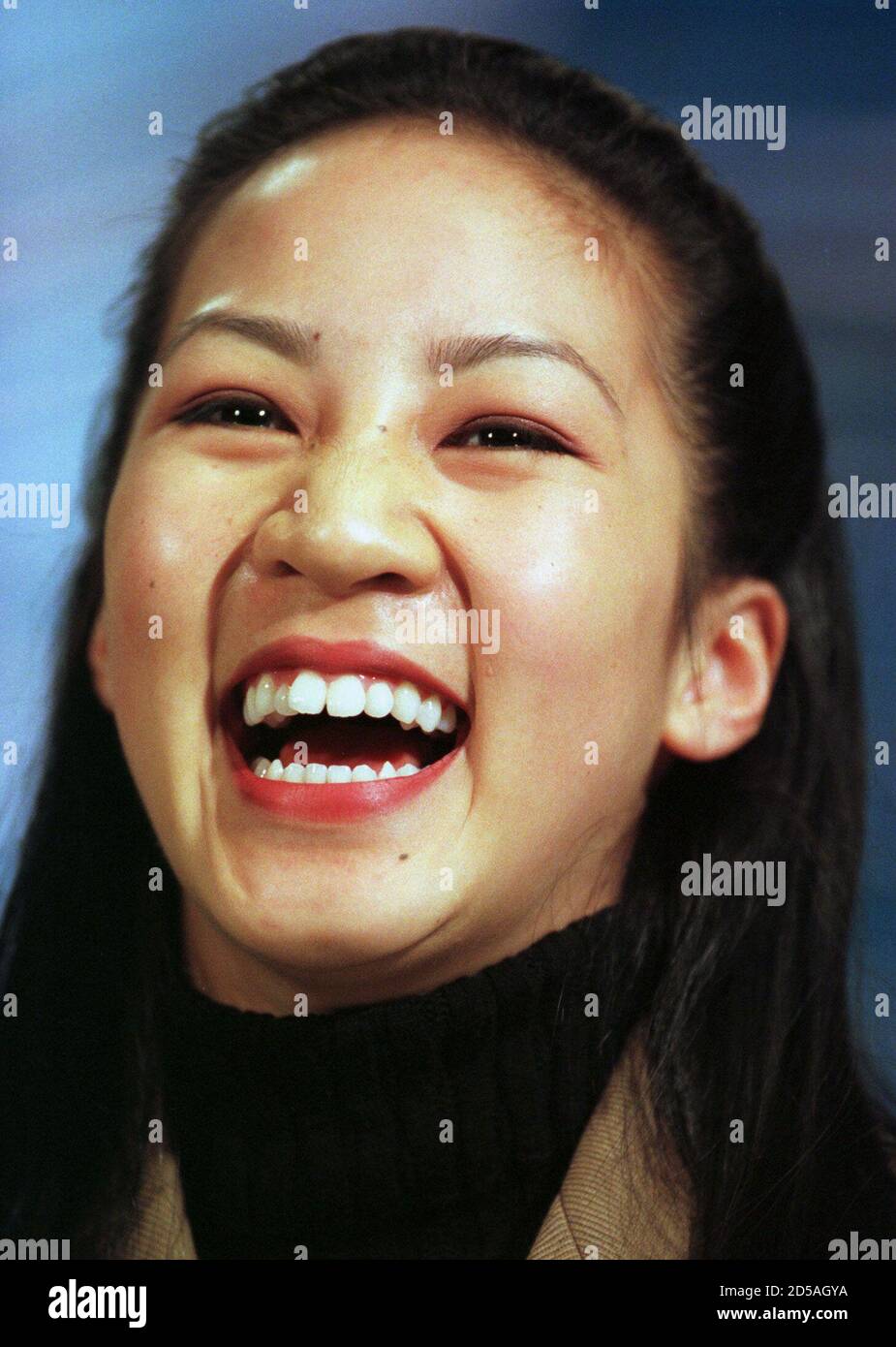Michelle kwan 1996 hi-res stock photography and images - Alamy