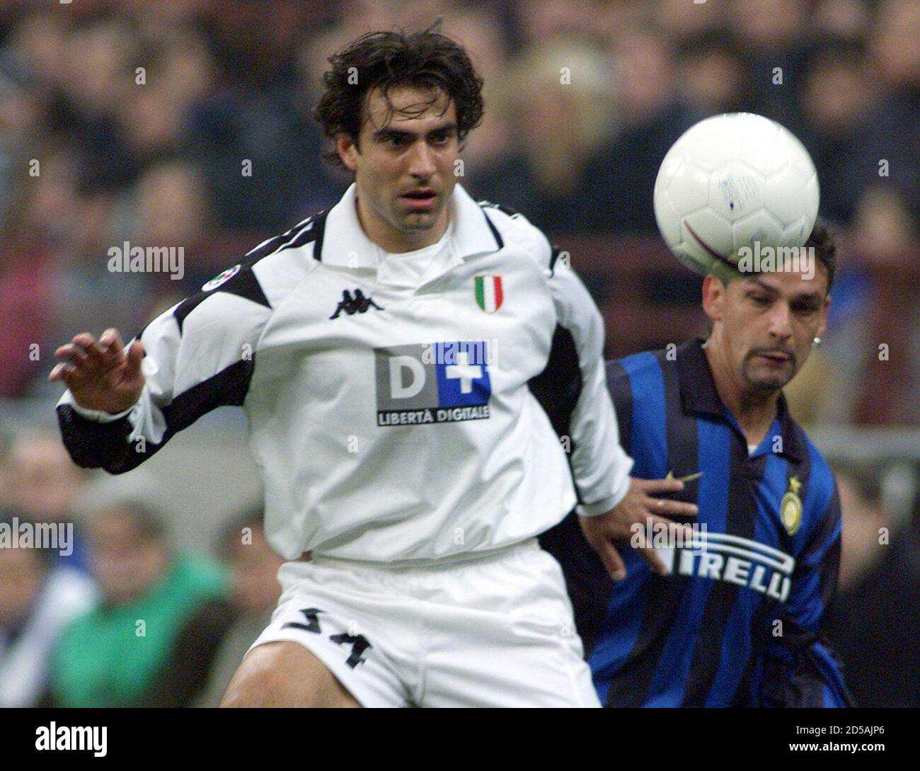 Juventus roberto baggio hi-res stock photography and images - Alamy