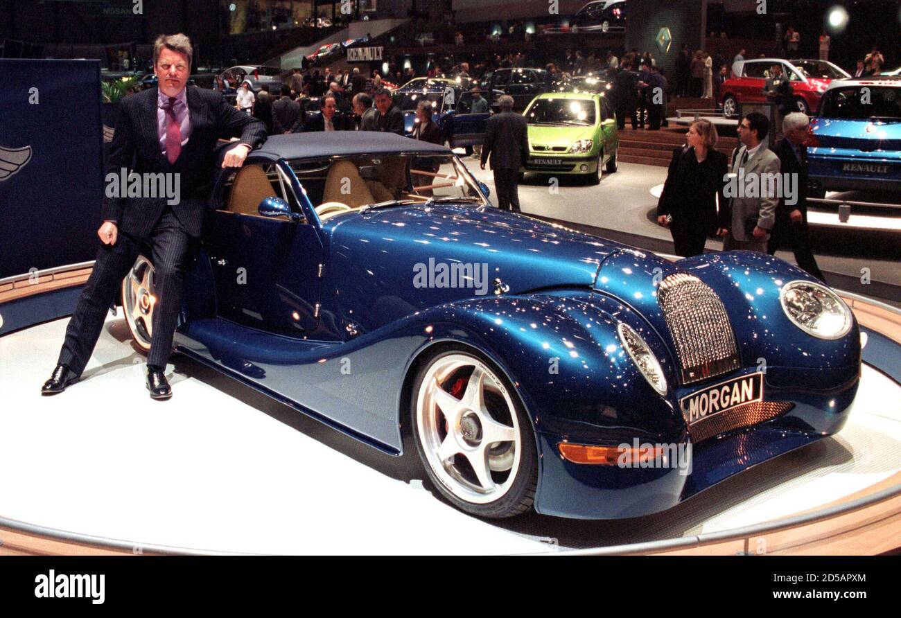 Car features hi-res stock photography and images - Alamy