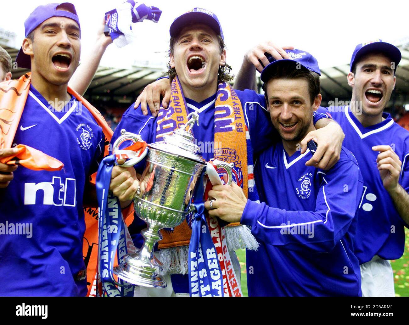 Rangers sergio porrini match hi-res stock photography and images - Alamy