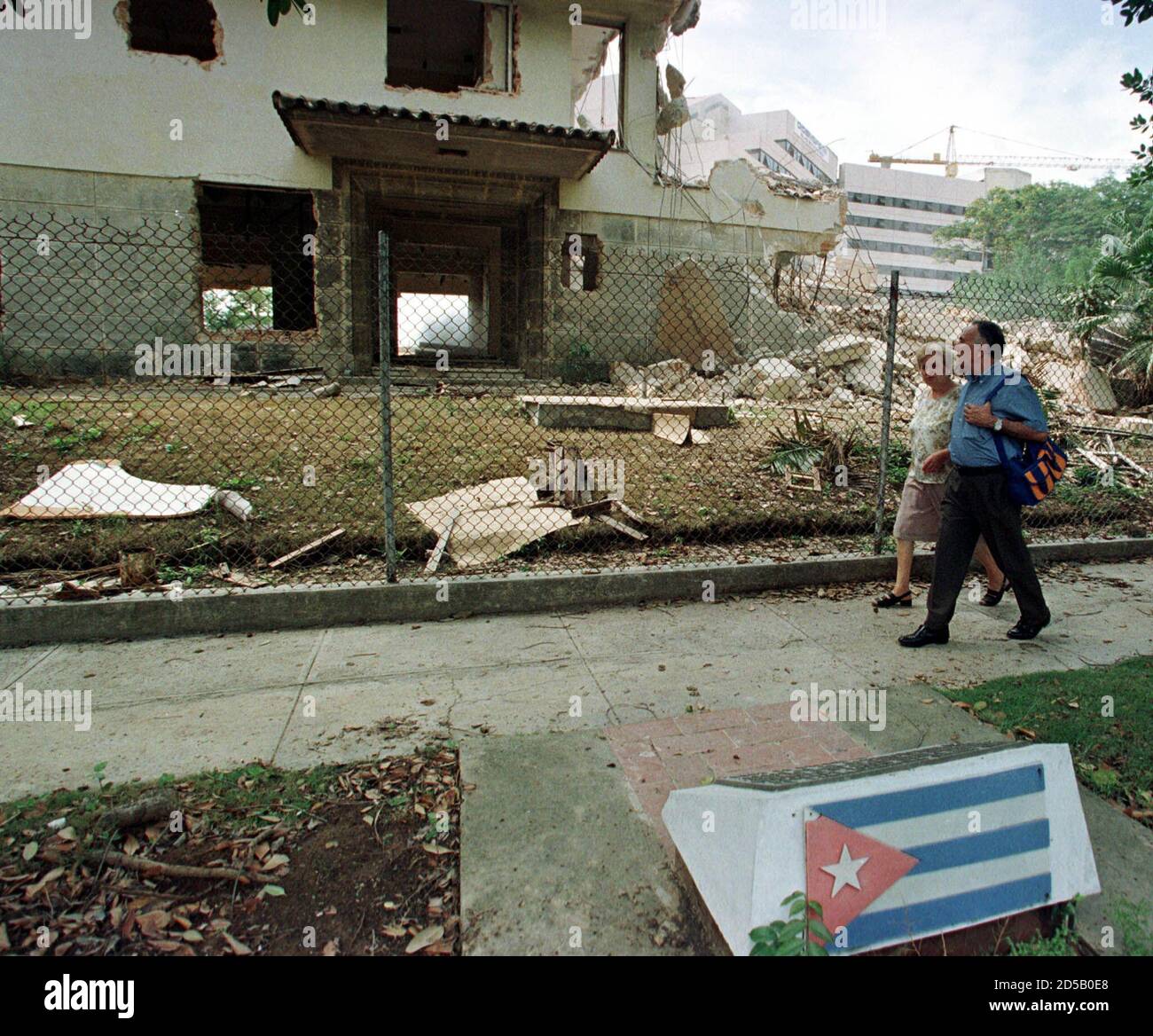 Cuba boatlift 1980 hi-res stock photography and images - Alamy