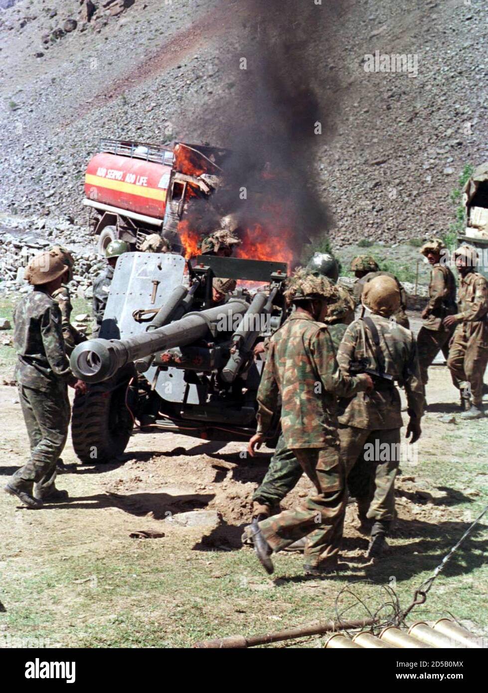 Exploding oil hi-res stock photography and images - Alamy