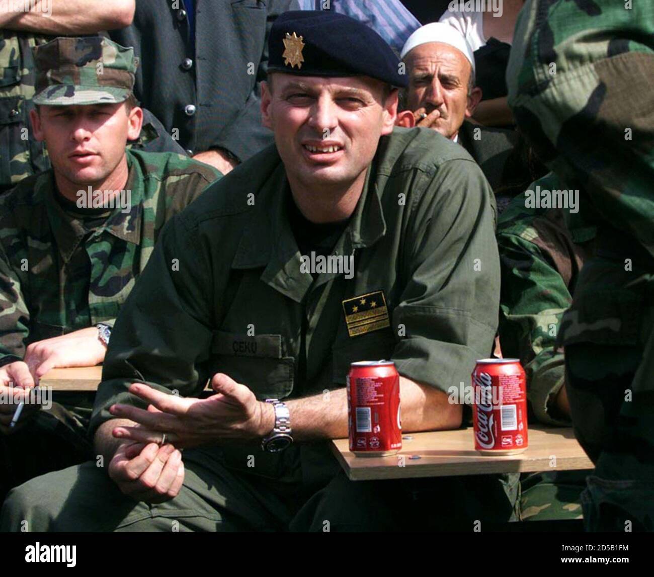 Kosovo liberation army soldiers hi-res stock photography and images - Alamy