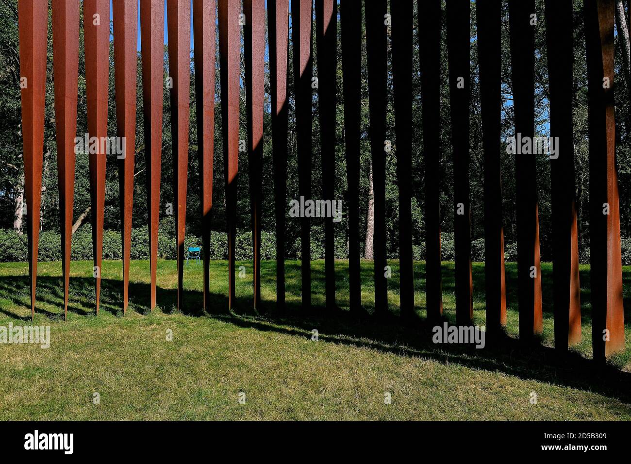 Steel sculpture Palisade by the Dutch artist Evert Strobos in the ...