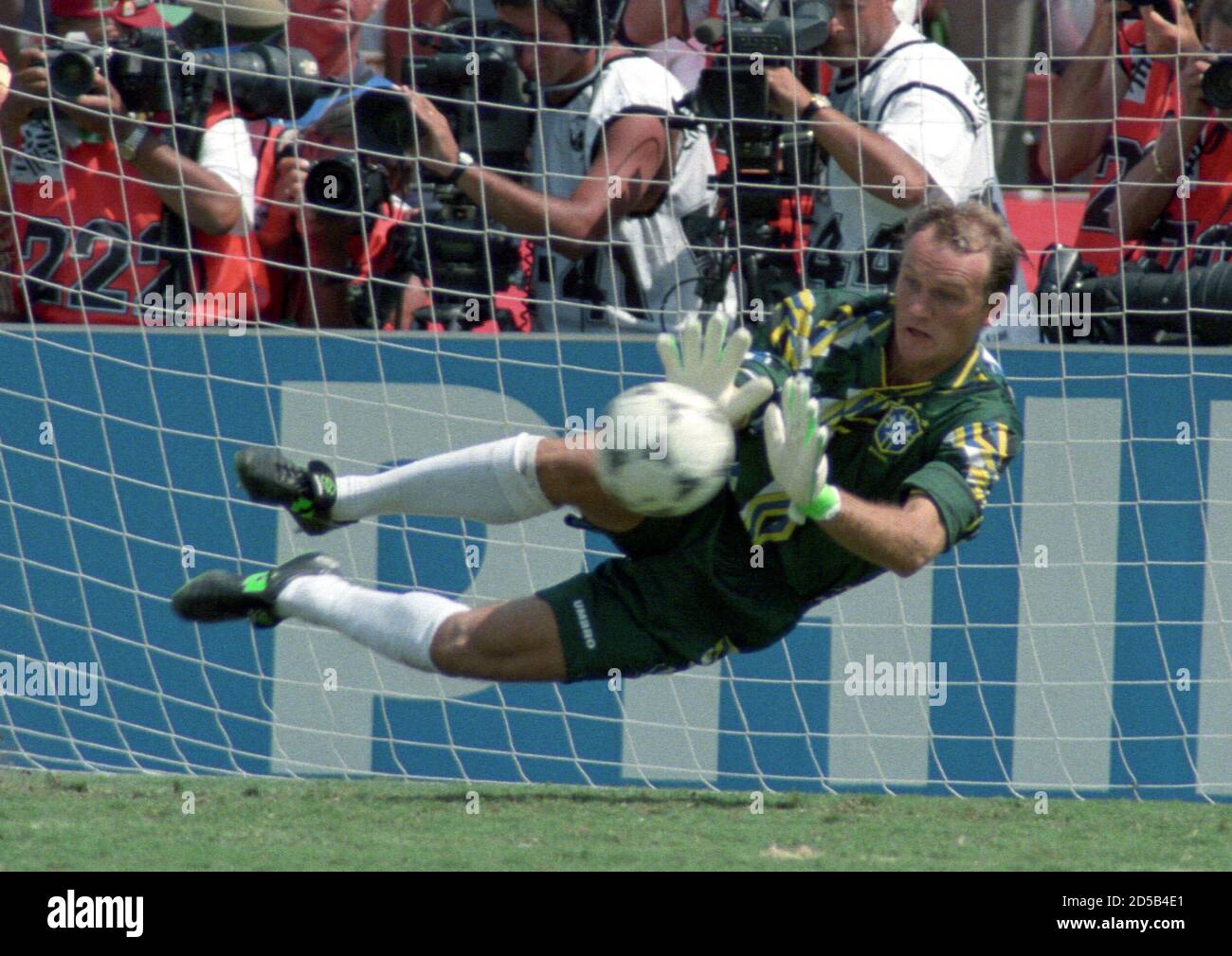 Taffarel daniele massaro hi-res stock photography and images - Alamy