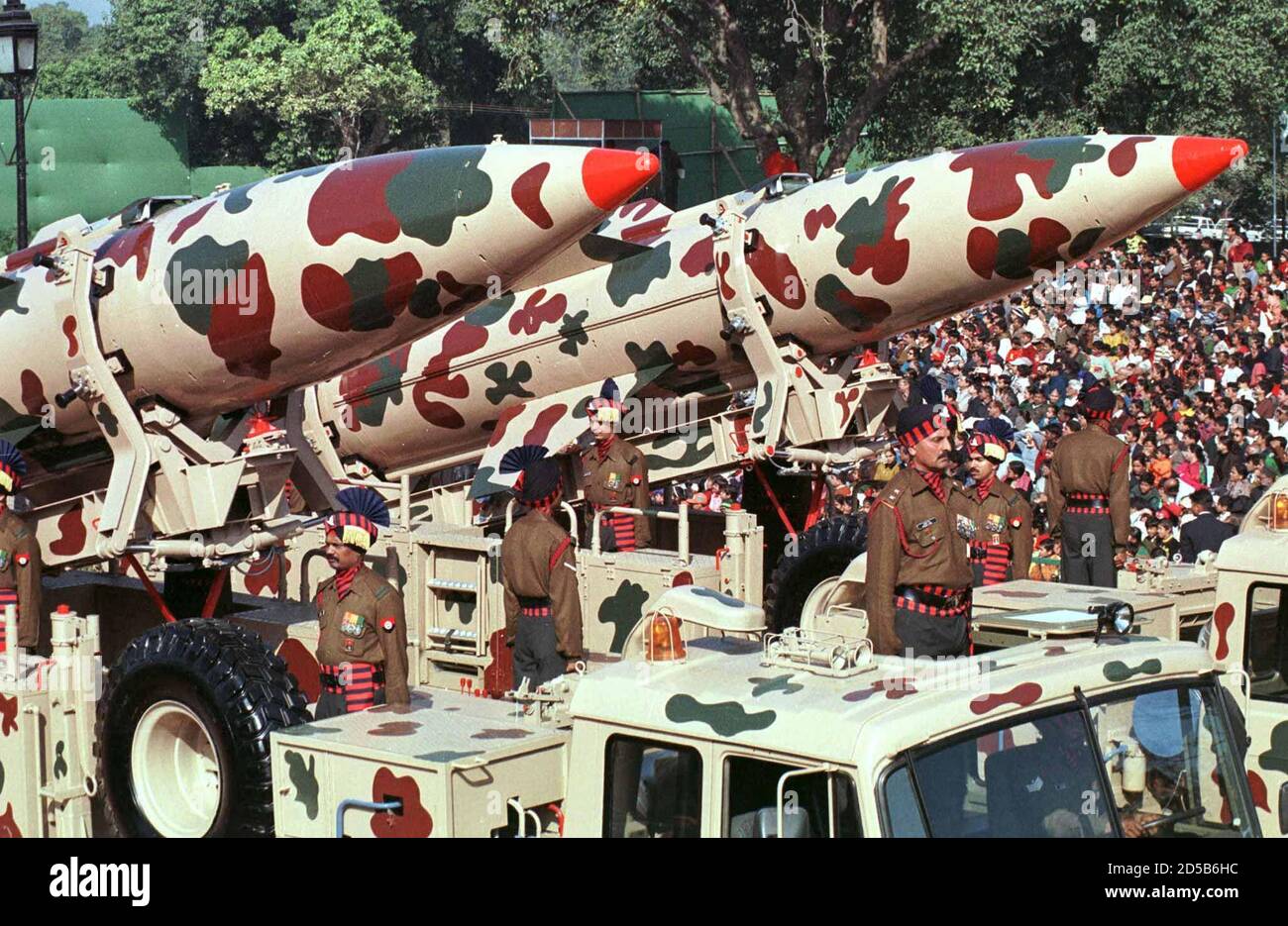 Nuclear missile parade hi-res stock photography and images - Alamy