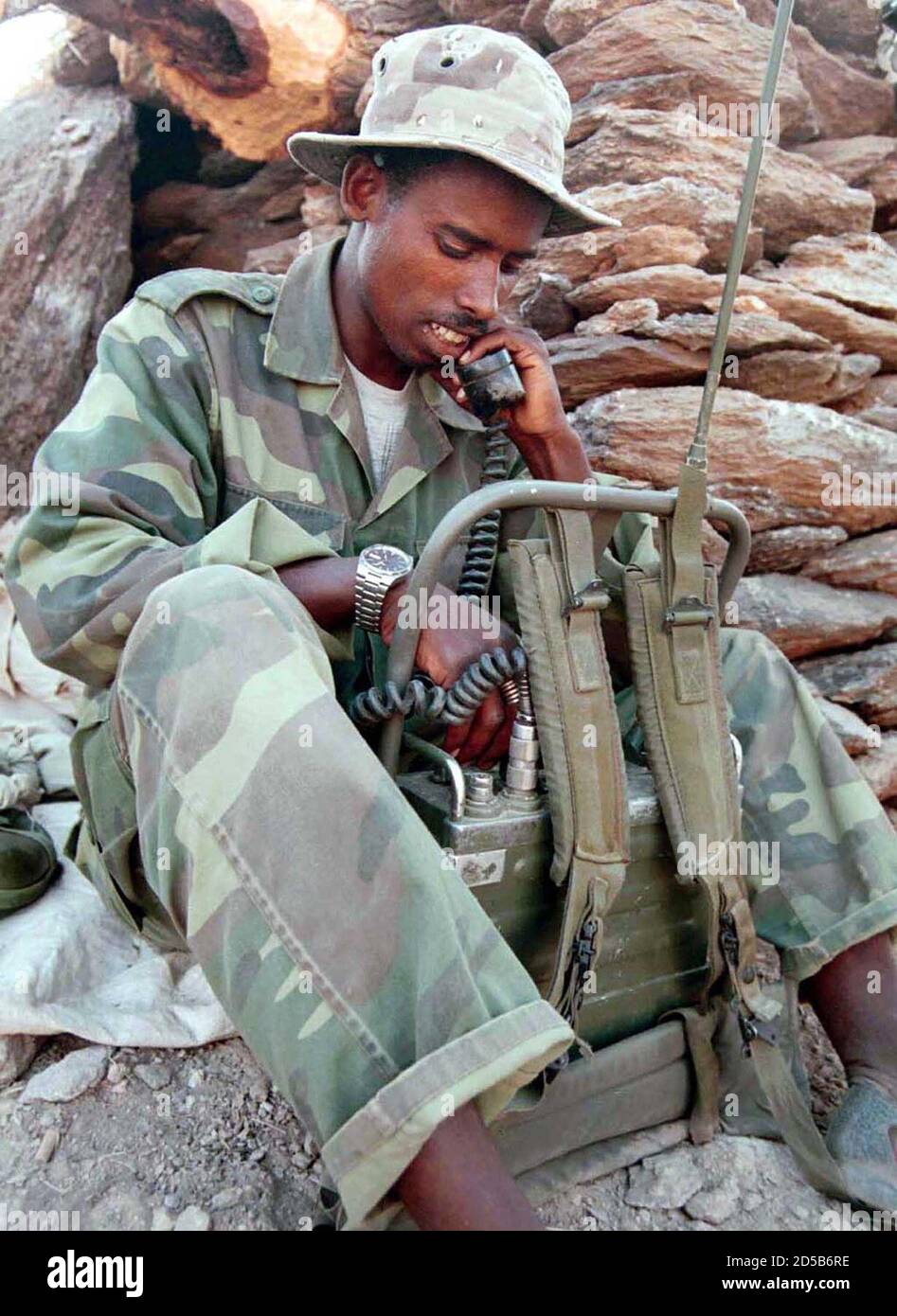 Ethiopia eritrea eritrean soldier hi-res stock photography and images ...
