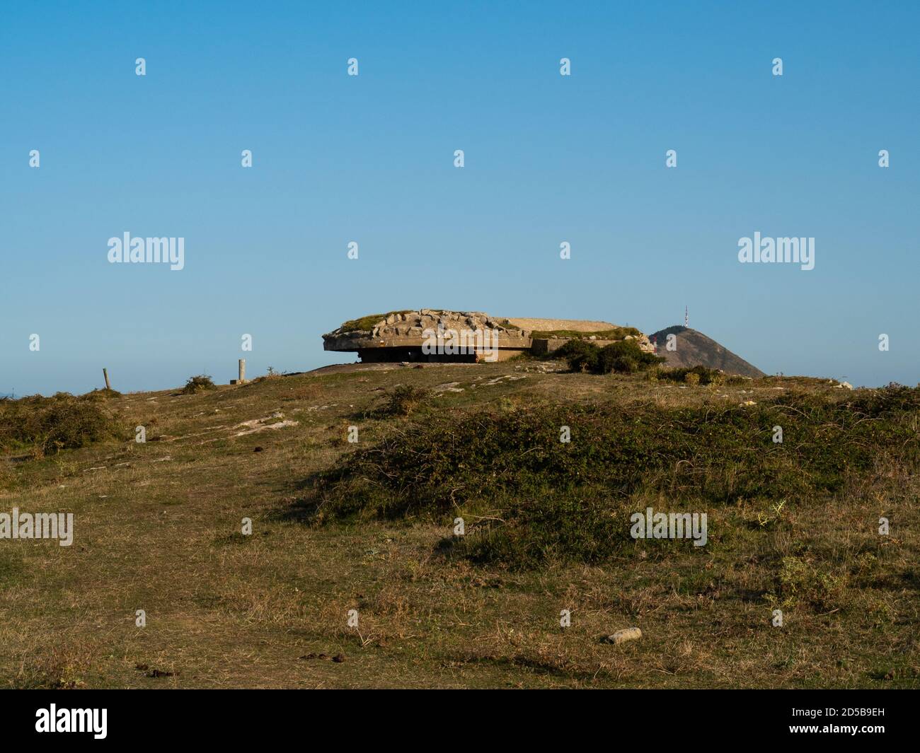 Machine gun nest hi-res stock photography and images - Alamy
