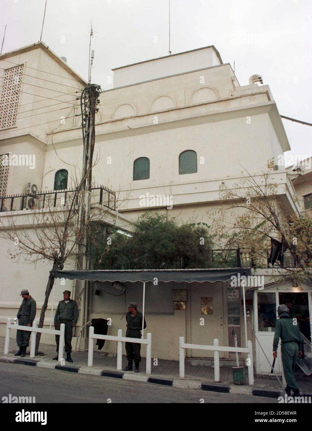 British diplomatic buildings hi-res stock photography and images - Alamy