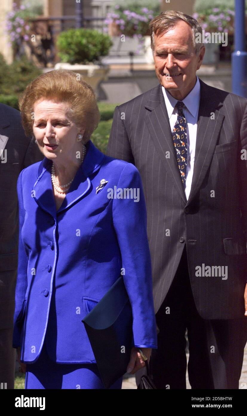 Margaret thatcher and george bush hi-res stock photography and images ...
