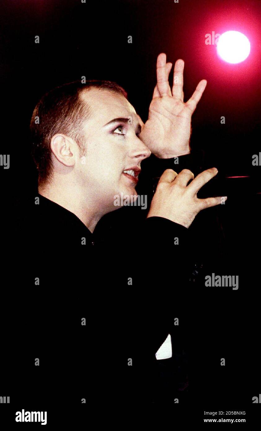 Boy george hi-res stock photography and images - Alamy