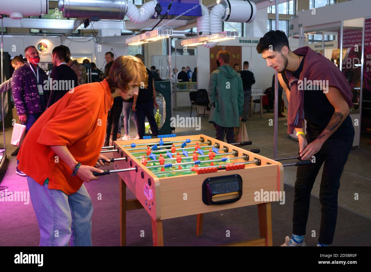 Foosball men hi-res stock photography and images - Alamy