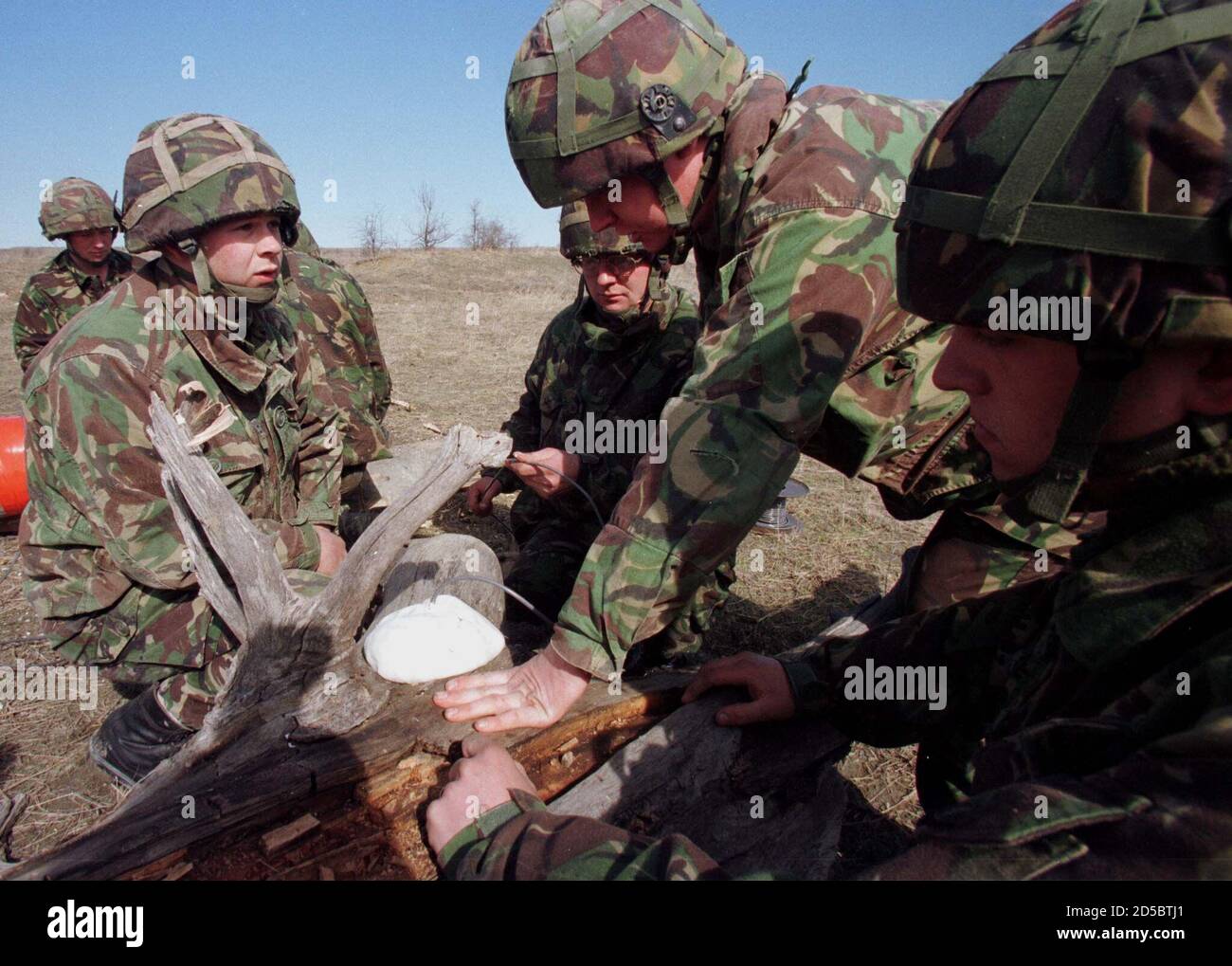 1st battalion the kings regiment hi-res stock photography and images ...