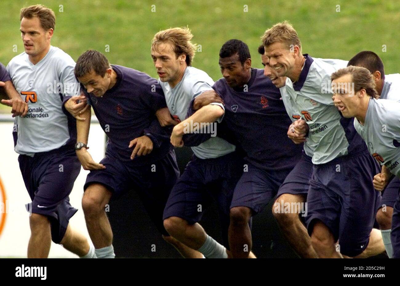 Frank de boer euro 2000 hi-res stock photography and images - Alamy