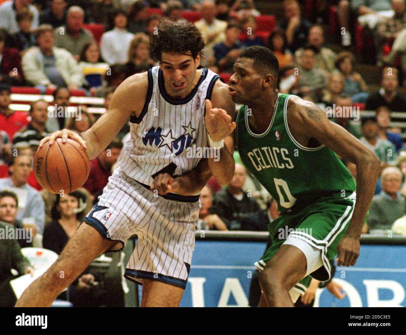 Battling for basketball hi-res stock photography and images - Alamy
