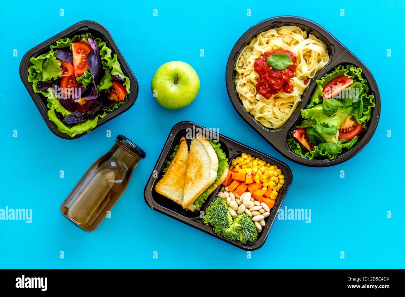 Restaurant food delivery. Take away lunch in boxes Stock Photo - Alamy