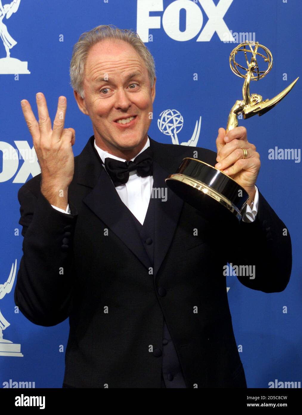 John lithgow third rock from the sun hi-res stock photography and ...
