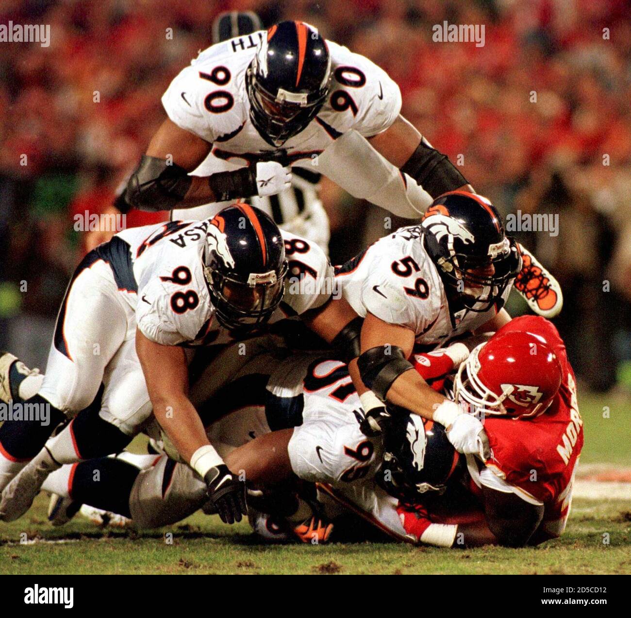 Marvin washington broncos hi-res stock photography and images - Alamy