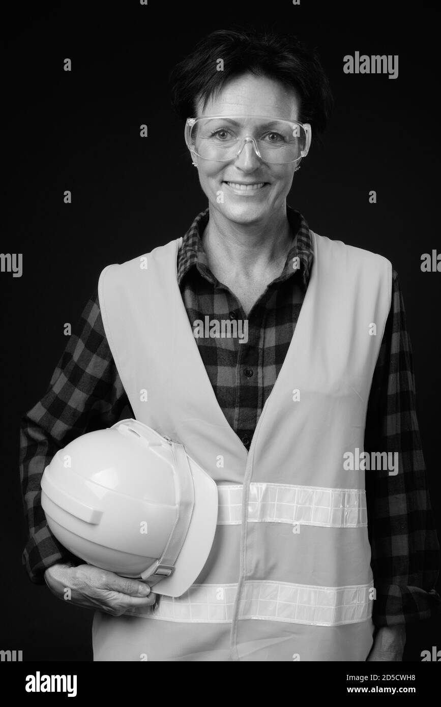 Beautiful construction Black and White Stock Photos & Images - Alamy