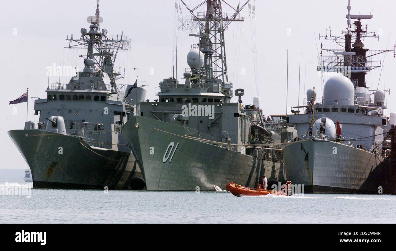 Anzac class frigate hi-res stock photography and images - Alamy
