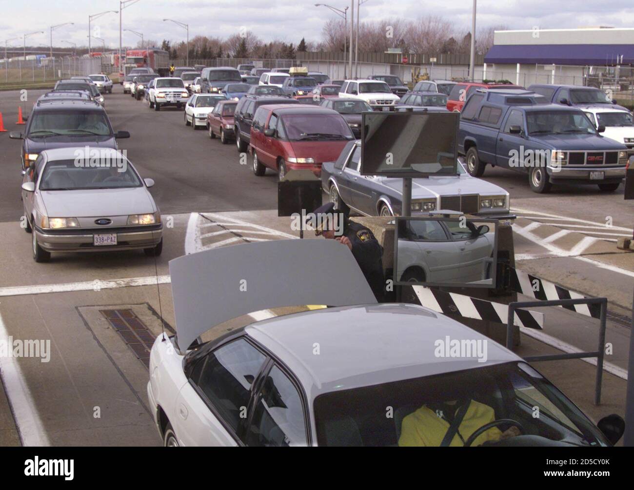 Customs delays hi-res stock photography and images - Alamy