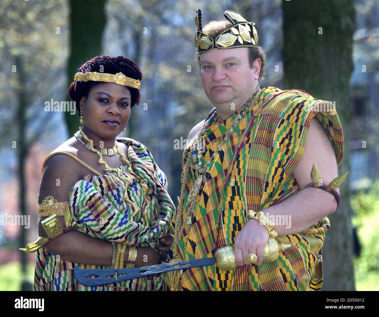Tribal king hi-res stock photography and images - Alamy