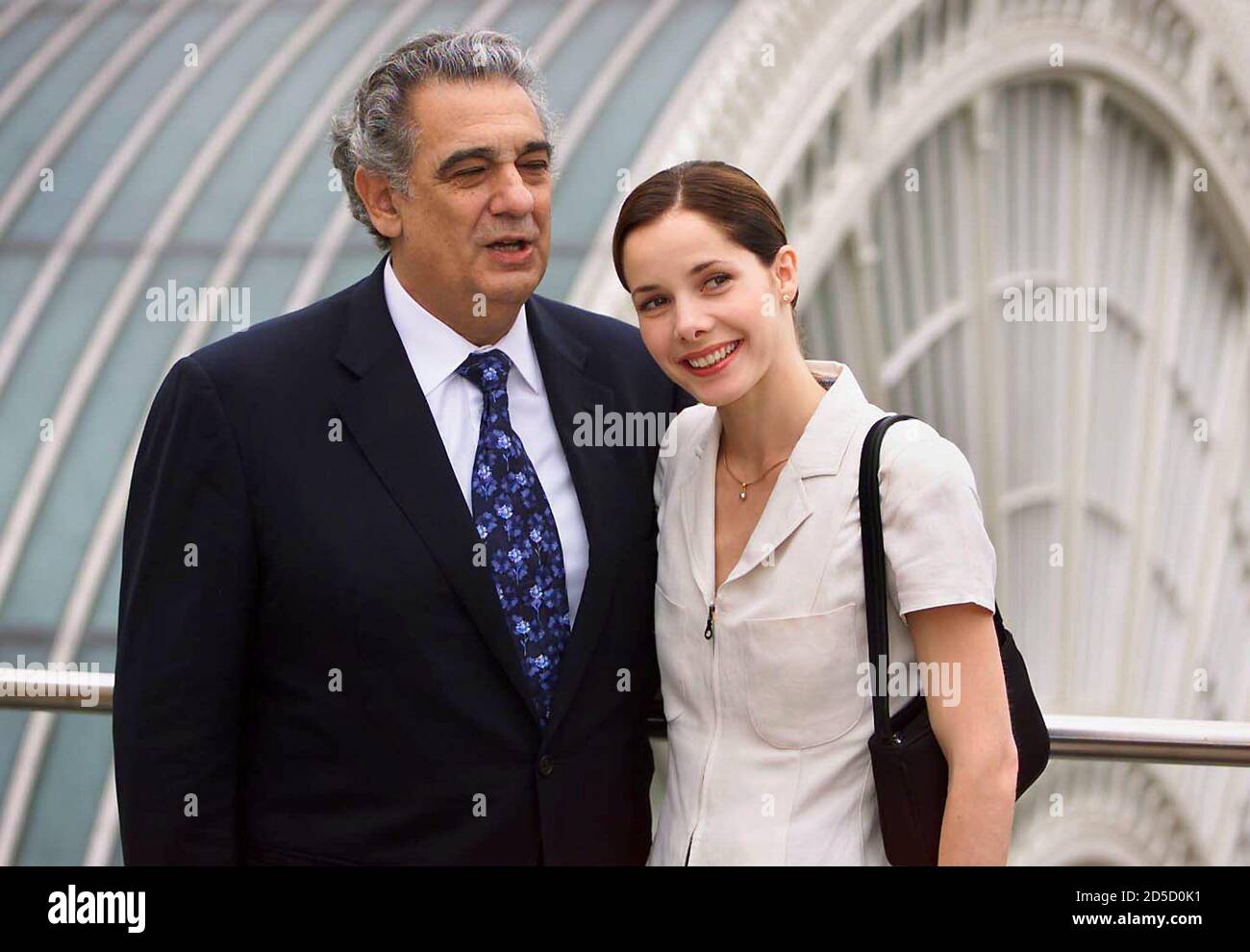 Catherine malfitano hi-res stock photography and images - Alamy