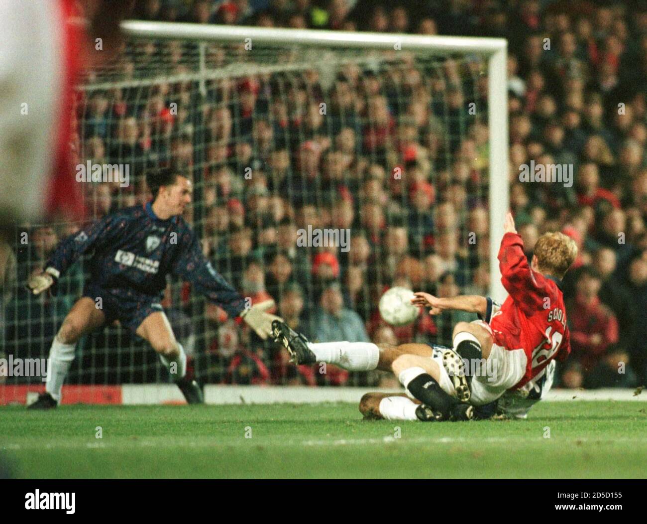 Goalkeeper ian walker hi-res stock photography and images - Alamy