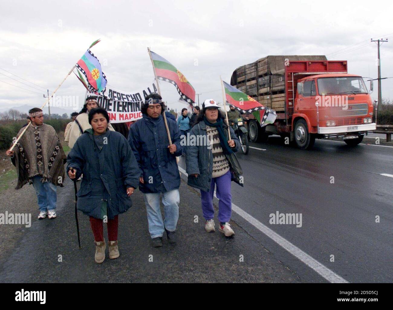 Mapuche indians chile hi-res stock photography and images - Alamy