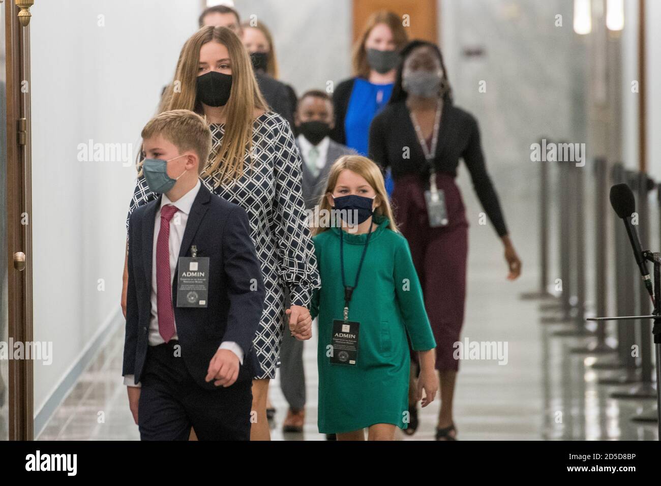 Amy barrett judge and children hi-res stock photography and images - Alamy