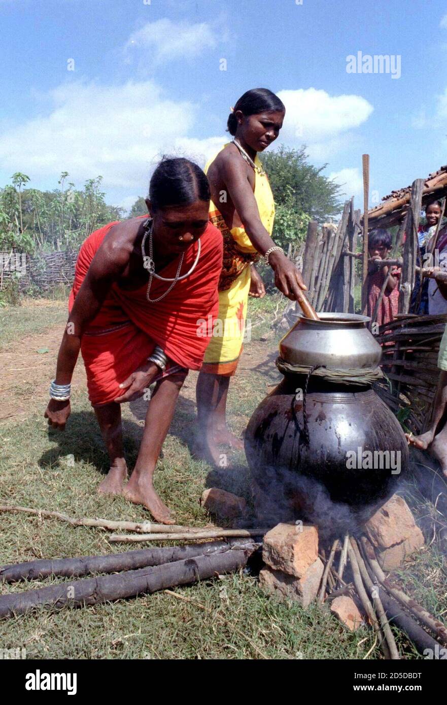 Alcohol of mahua hi-res stock photography and images - Alamy