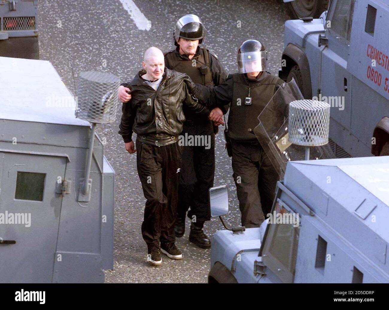Riots in ulster hi-res stock photography and images - Alamy