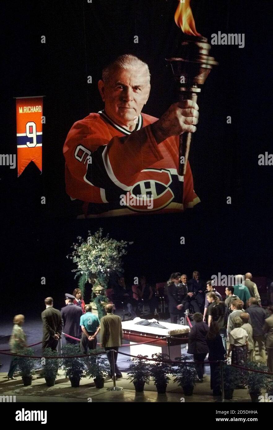 Maurice richard rocket hi-res stock photography and images - Alamy