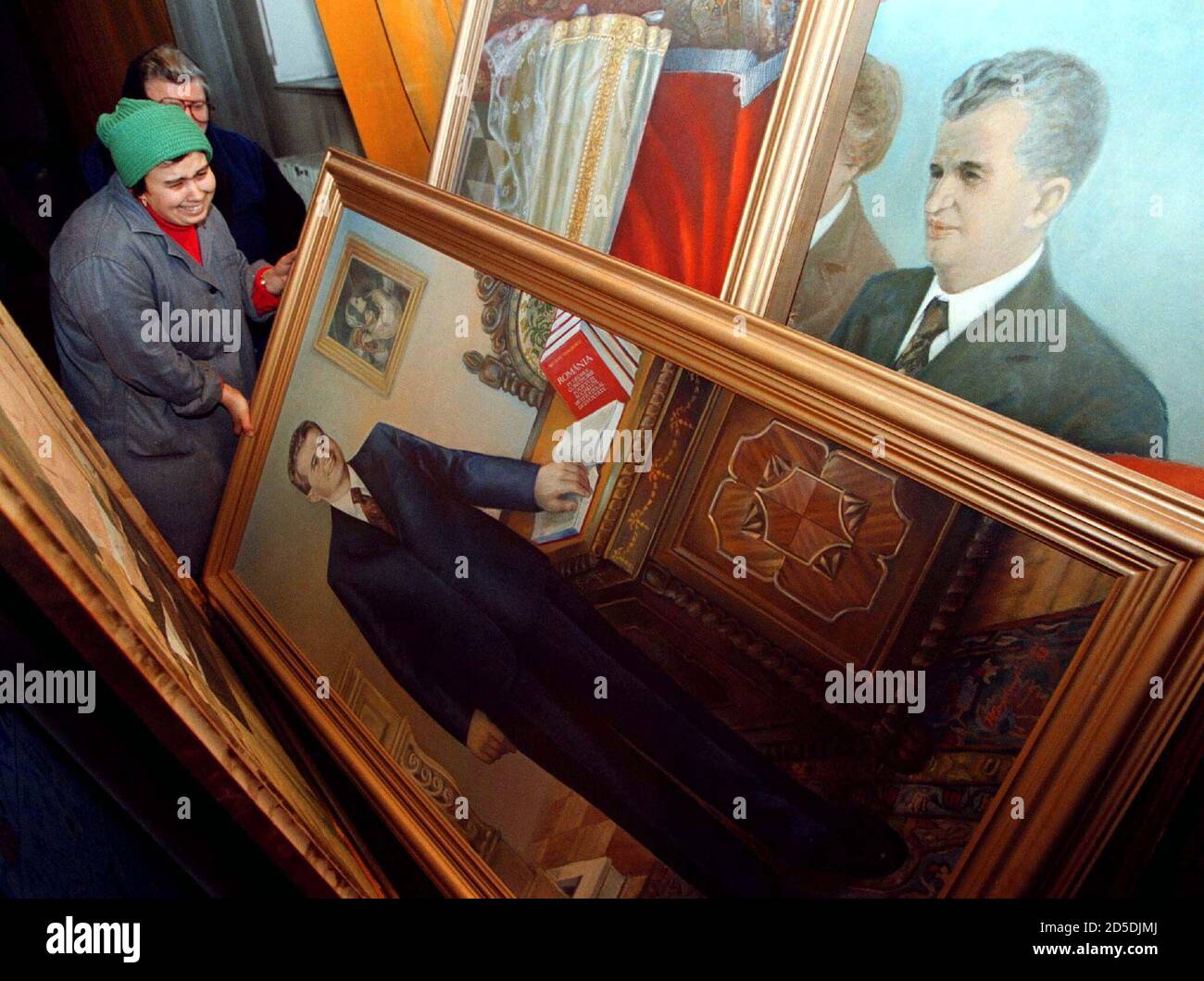 Ceausescu cult of personality hi-res stock photography and images - Alamy