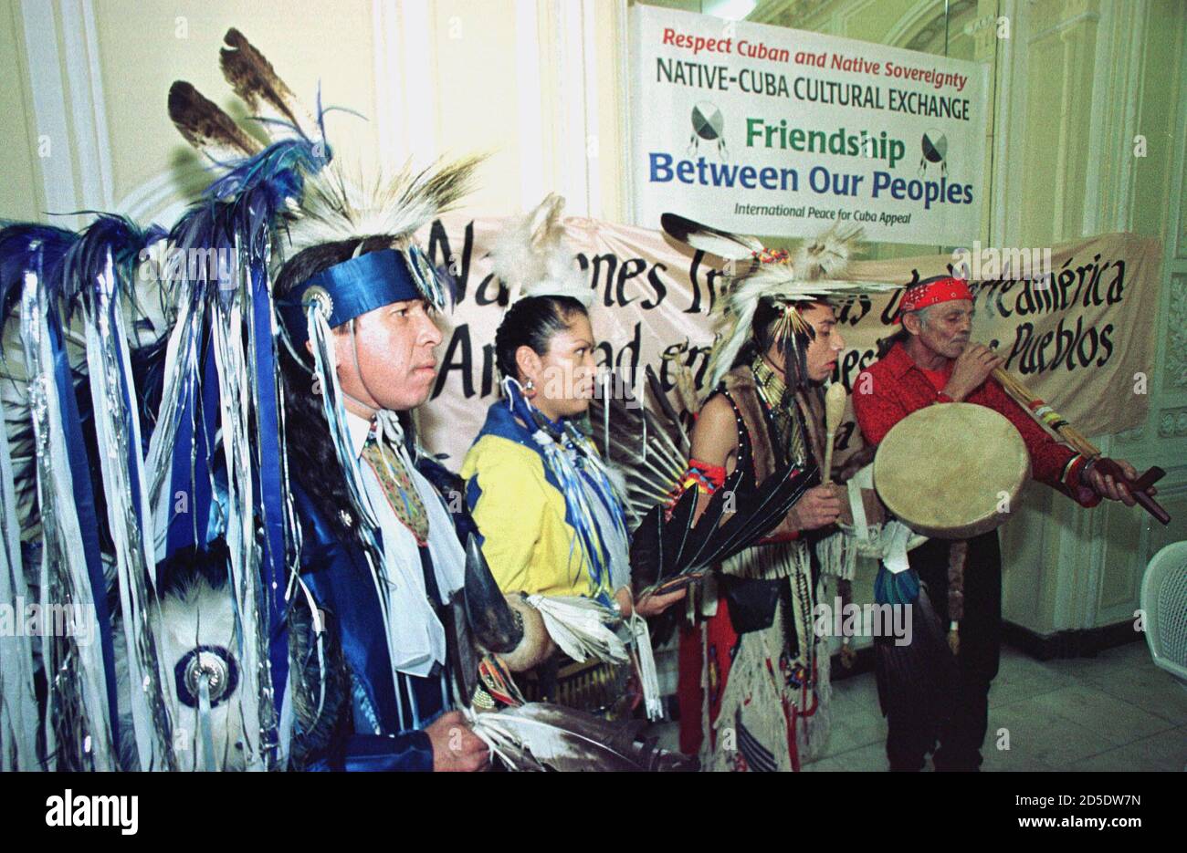 Pipe of peace hi-res stock photography and images - Alamy