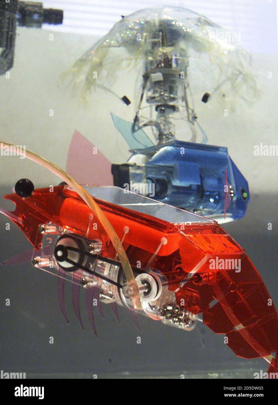 Solar powered robots hi-res stock photography and images - Alamy