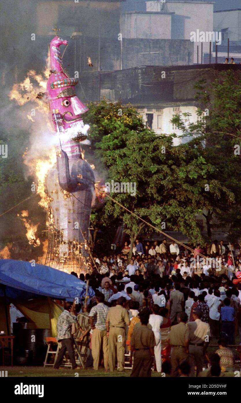 Evil demon king ravana hi-res stock photography and images - Alamy