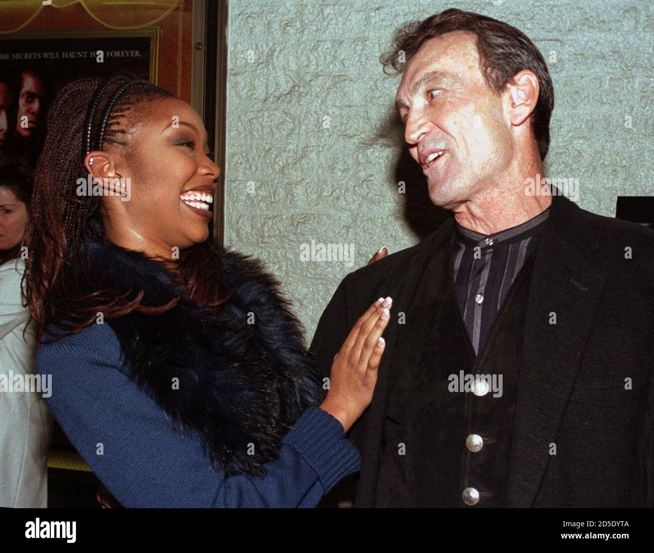 Jennifer love hewitt still know hi-res stock photography and images - Alamy